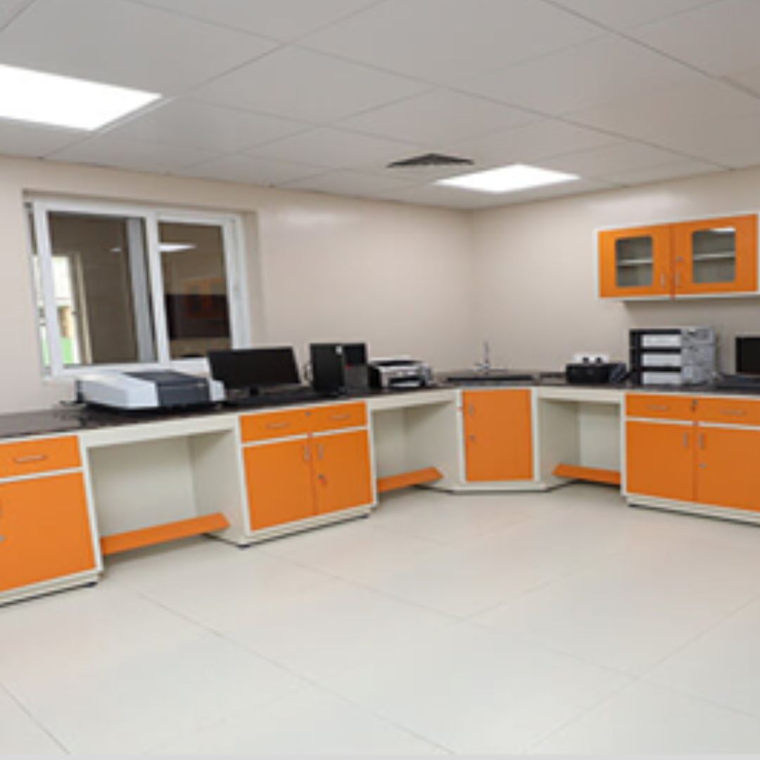Lab Wall Table | Qulidatex
